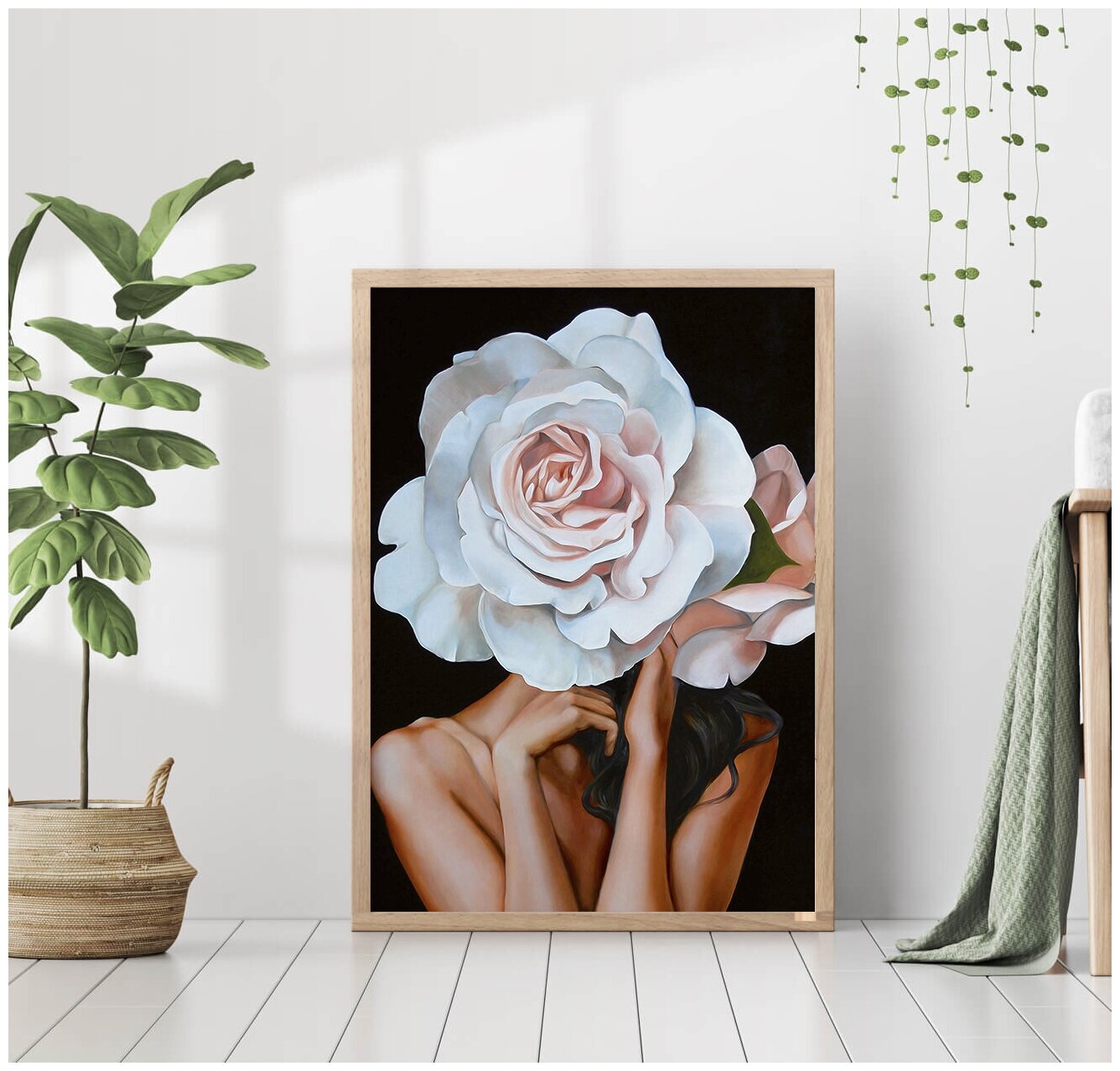 Постер "Девушка с цветком на голове, Эми Джадд" 40x50 без рамки на стену для интерьера