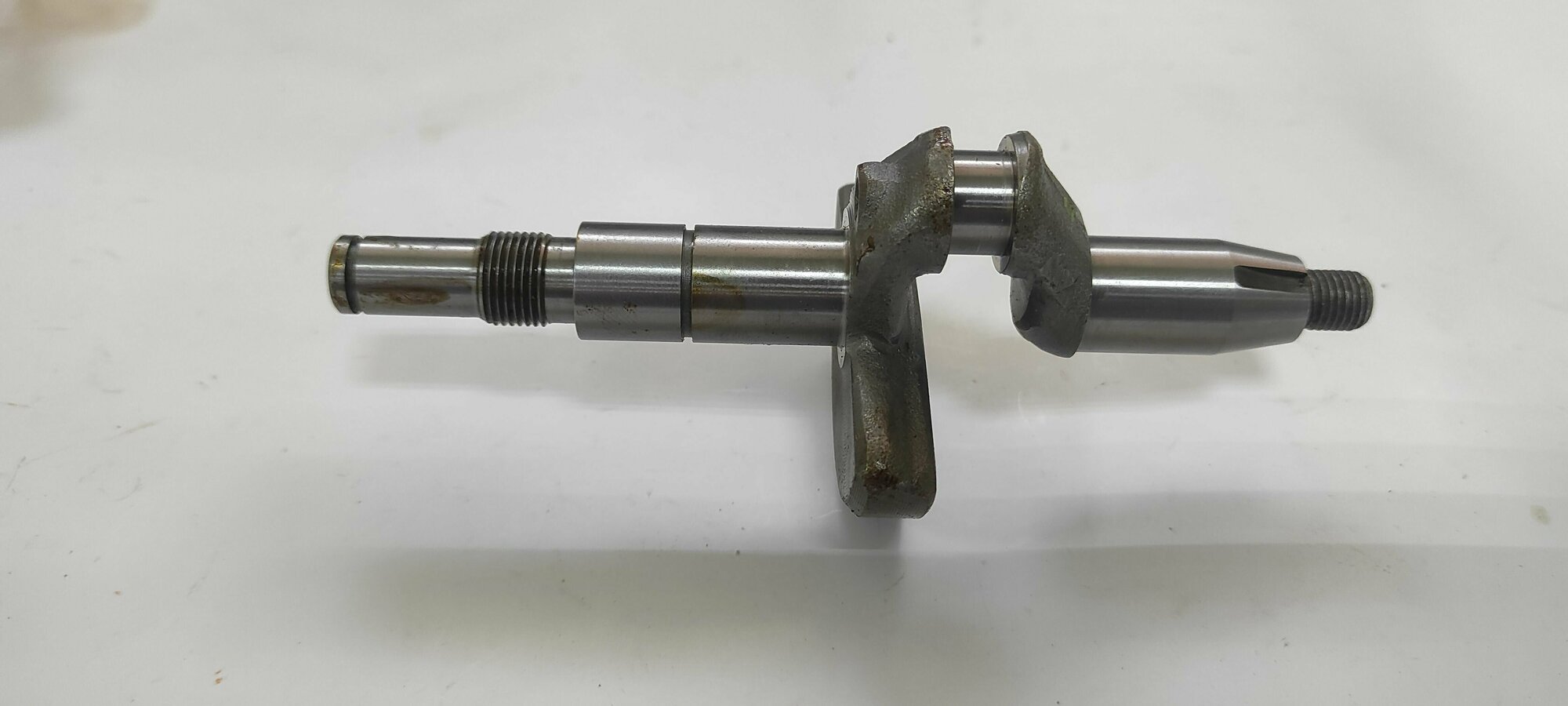 Коленчатый вал Stihl 021 (старого образца)11230310500