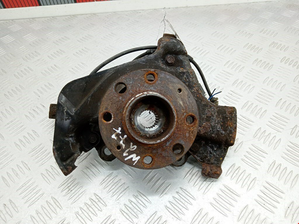 Ступица (кулак цапфа) передняя левая Opel Corsa D 95524778 арт. 1916291