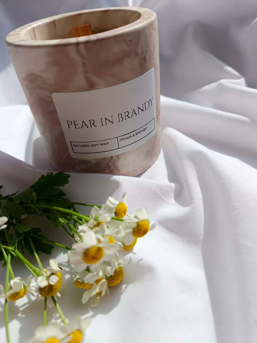 Свеча ароматическая "Груша в бренди"