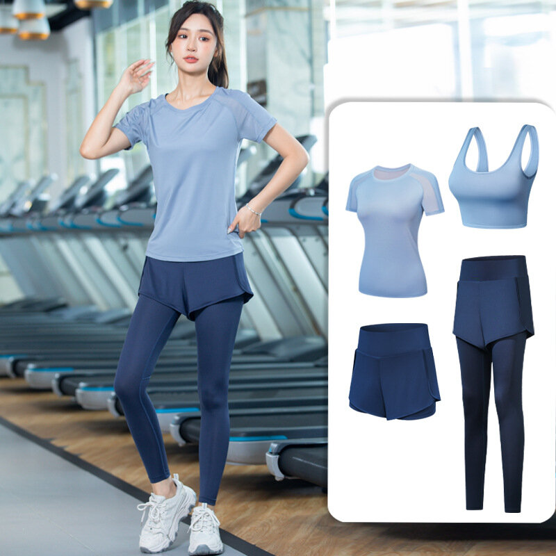 Комплект одежды