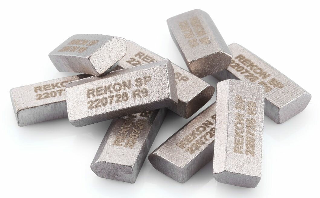 REKON Алмазный сегмент SOFT Pro (R9: 24x5.0x10) для алмазных коронок D270-600, 10 штук