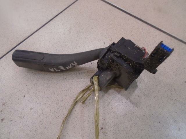 Переключатель стеклоочистителей от Volkswagen Jetta 5 2005-2011