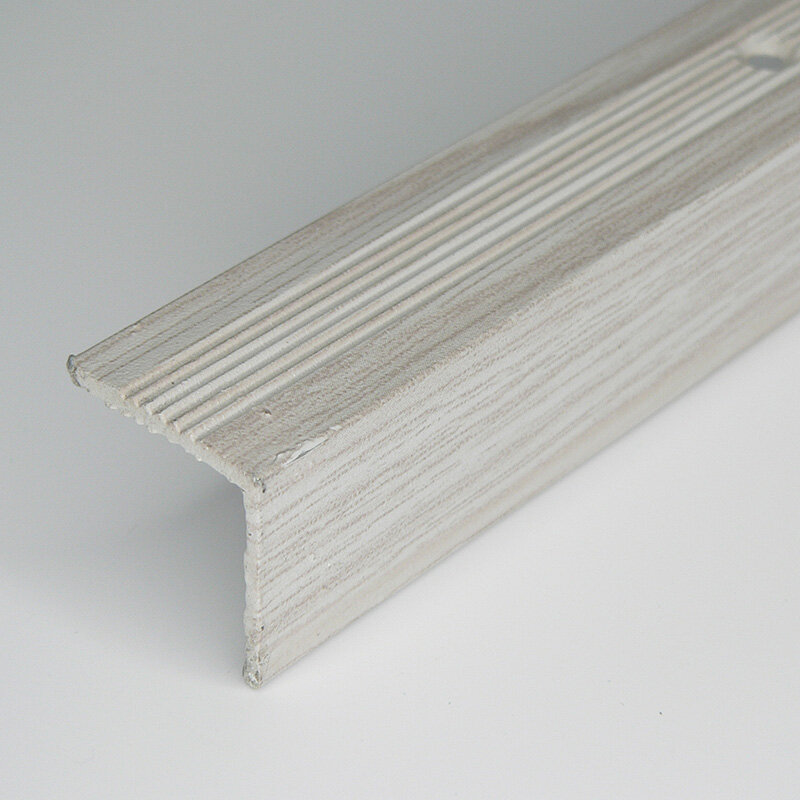 Порожек для напольных покрытий 25x25 мм, длина 0,9 м, уголок алюминиевый Русский профиль, накладки на ступени, дуб леванте