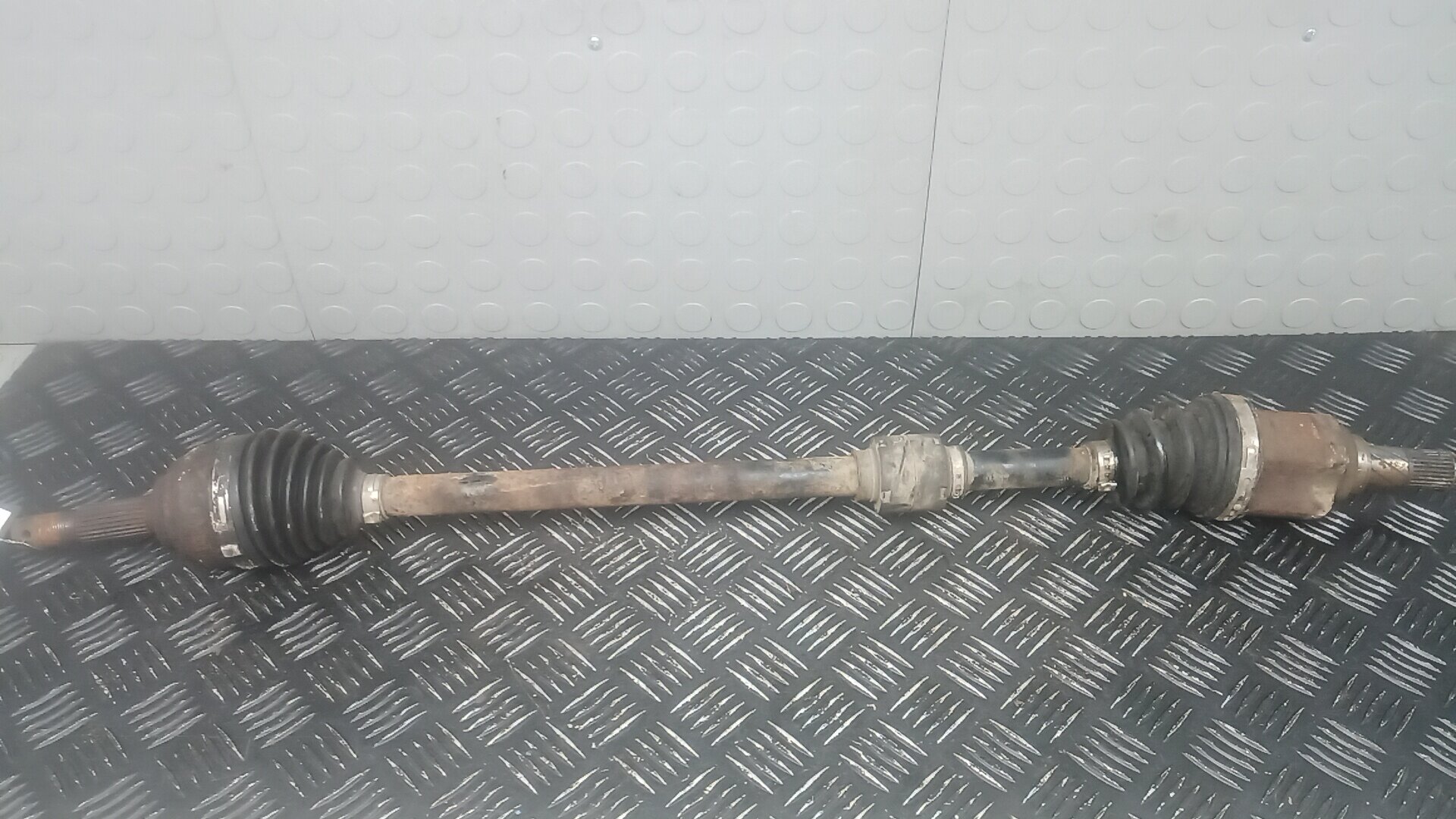 Привод передний правый NISSAN TIIDA C11X