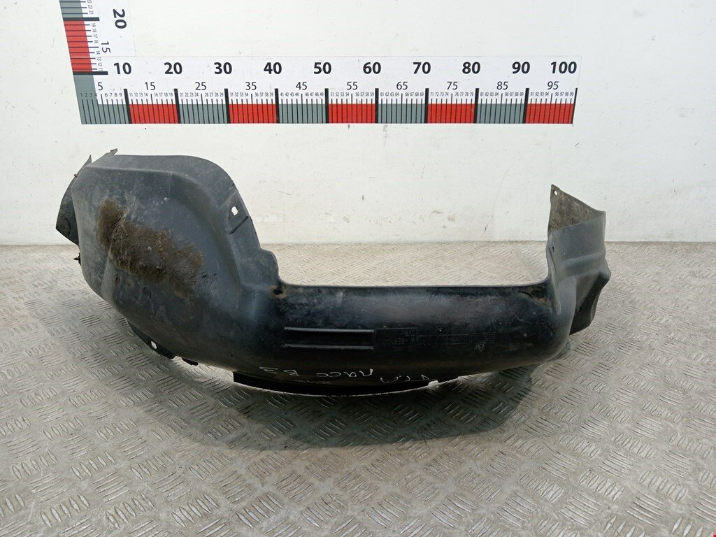 Подкрылок (защита крыла) передний левый Volkswagen Passat 3 357809961A арт. 2205789