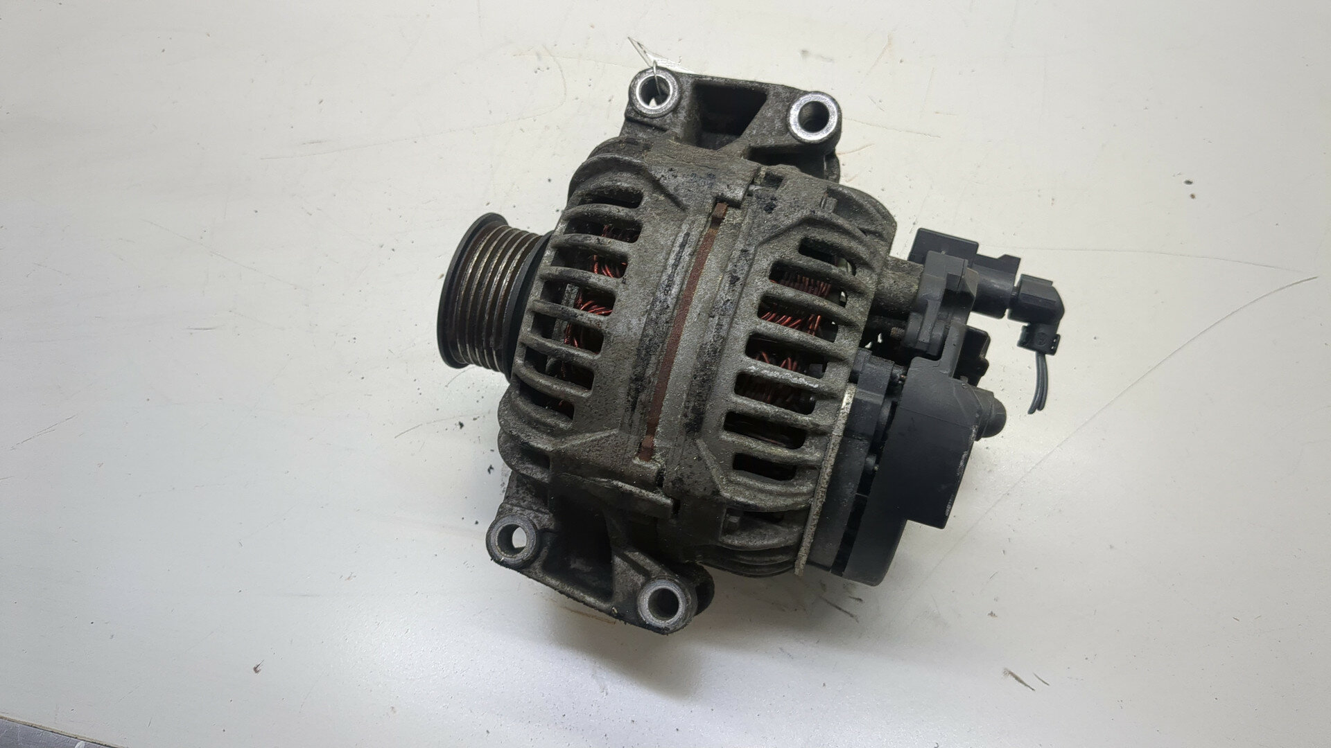 Генератор Volkswagen Passat CC Б/У