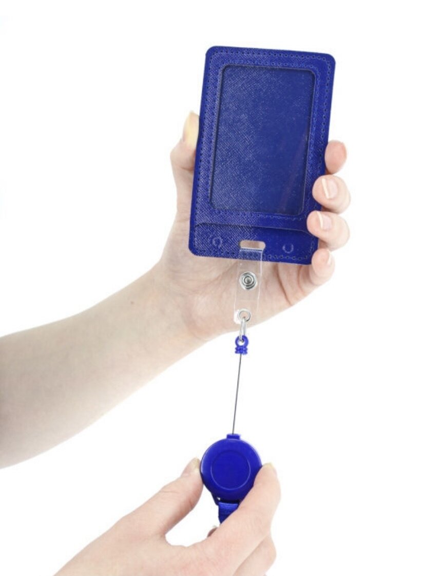 Бейдж для пропуска, картхолдер, с рулеткой и лентой, синий, 65x110 мм