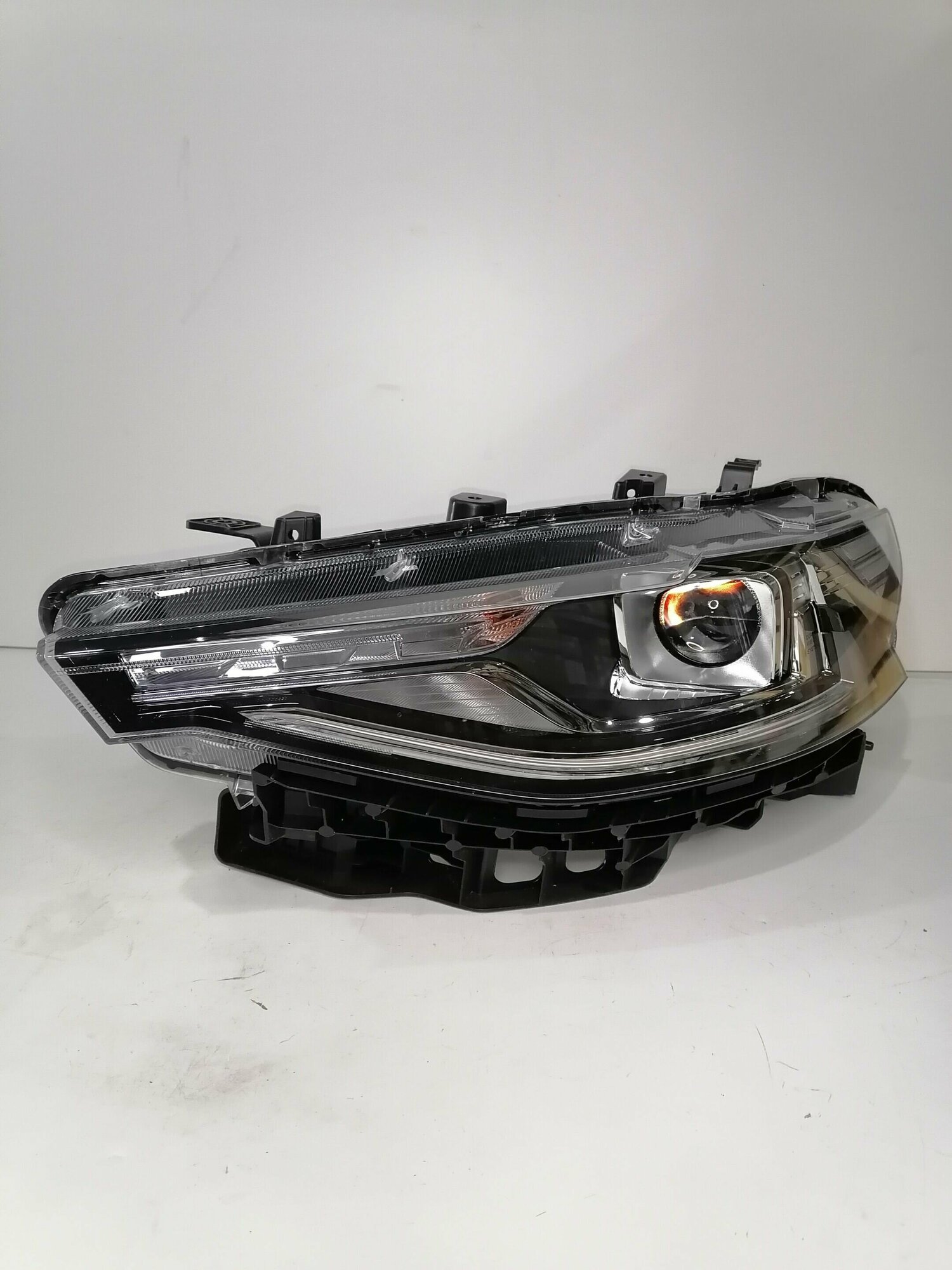 Фара левая Haval F7 [1.5 16V 7AMT внедорожник 4X4] 4121100XKQ00A