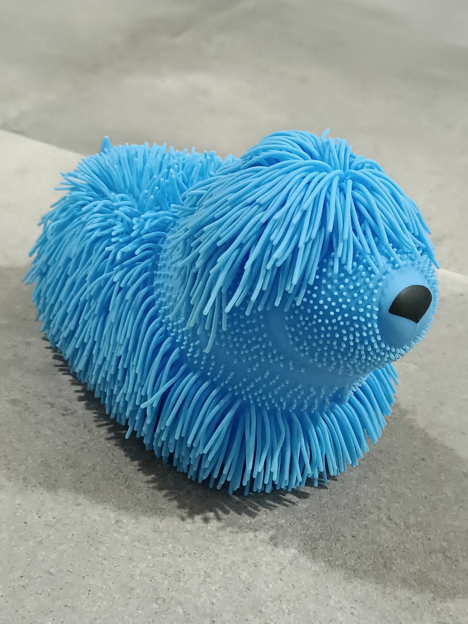 Игрушка антистресс собака 20см.