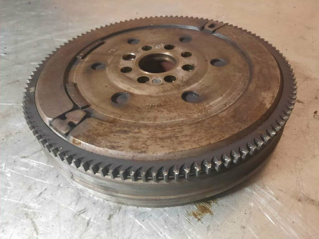 Маховик BMW 3 E46 1999