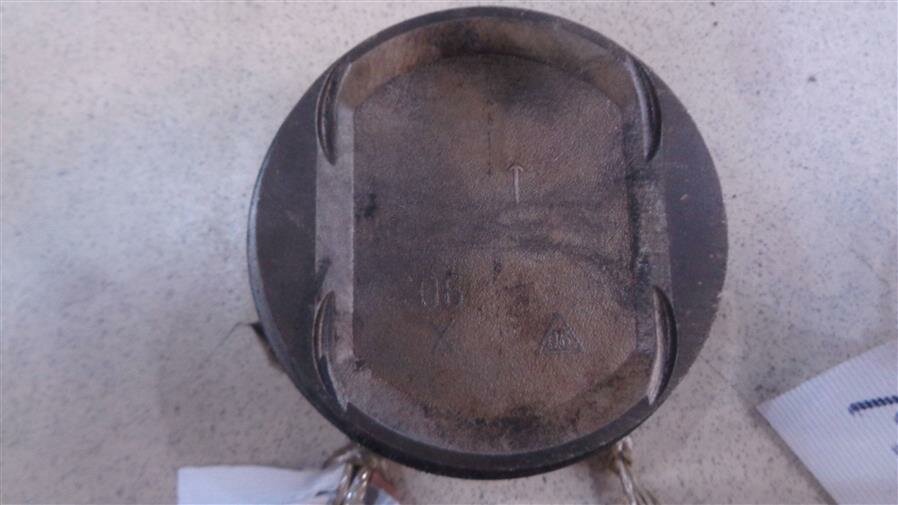 Поршень от Subaru Impreza 2007-2011