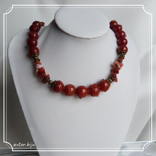 Колье, сердолик