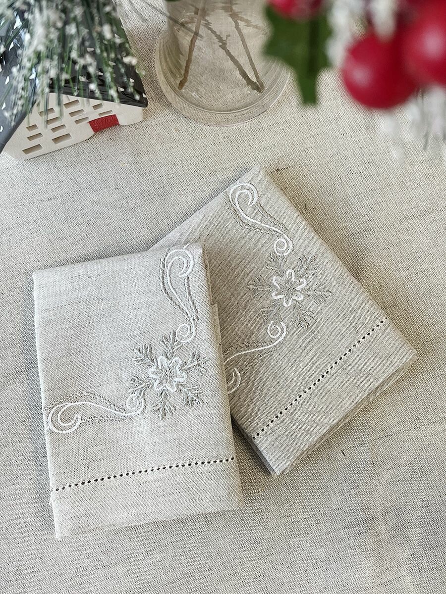 Набор новогодних сервировочных салфеток из ткани Снежинка, серый, 43*43см, 2 шт.