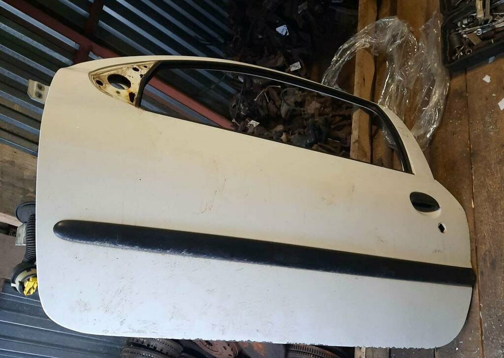 Дверь Peugeot 206 рест. 2005 9002K6