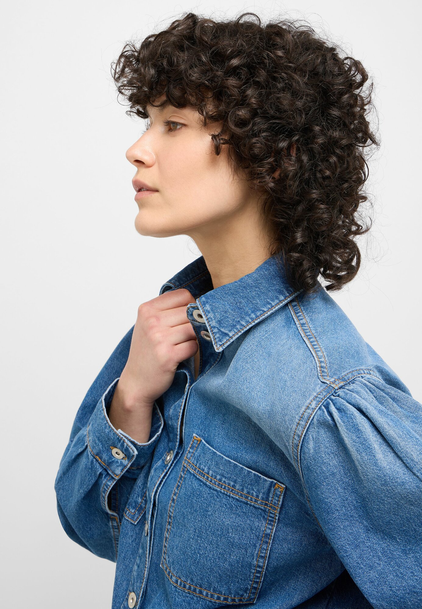 Куртка джинсовая Осень-зима 2024