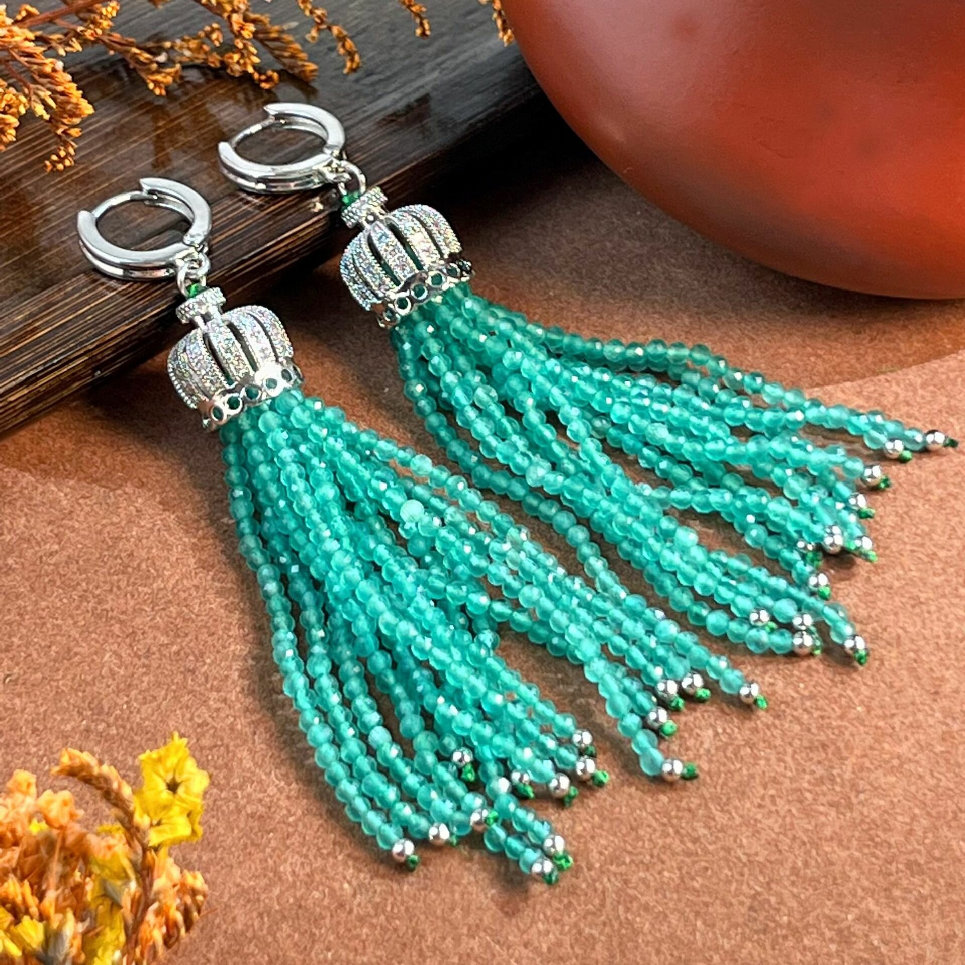 Серьги с подвесками, опал