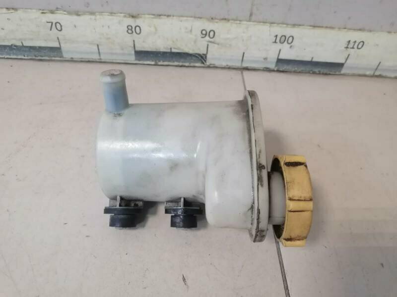 Бачок гидроусилителя Ford Puma 1997-2003 кат.номер: XS613R700AD