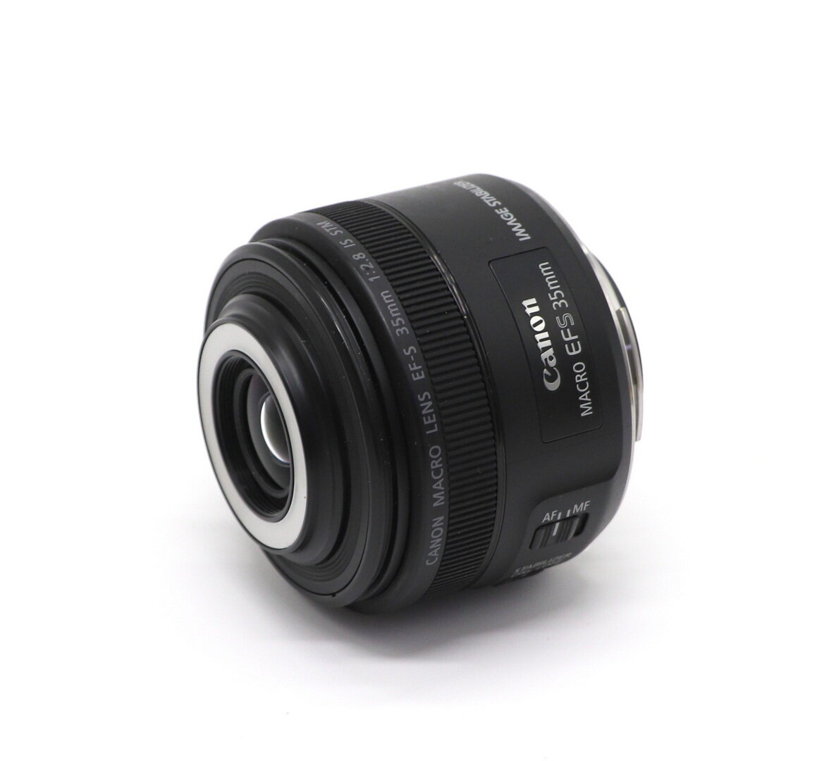 Объектив Canon EF-S 35mm f/2.8 Macro IS STM