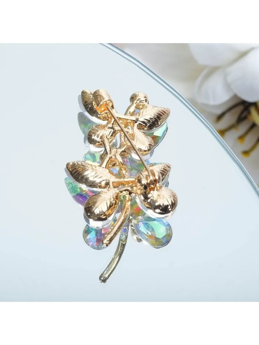 Брошь, стекло, стразы