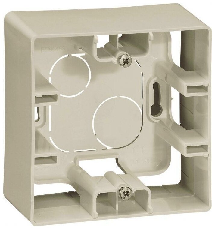 Коробка установочная Legrand Etika 88.5x88.5 квадратная для кирпичных и бетонных стен IP30 слоновая кость