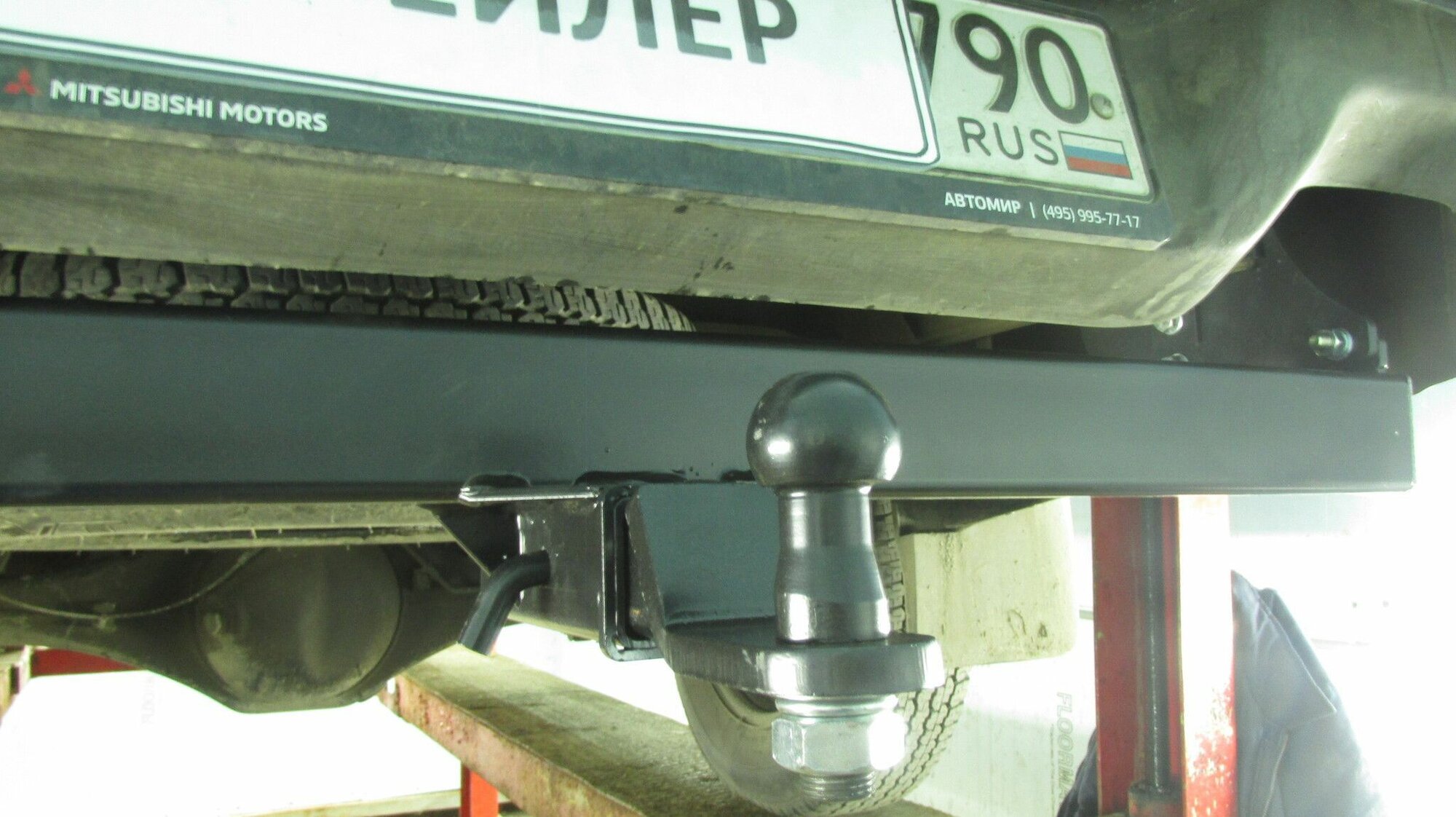 Фаркоп Mitsubishi L200 2015-2023 (кроме Long, для авто без бампера) съемное крепление шара под амер. квадрат (без электрики) Трейлер.7113