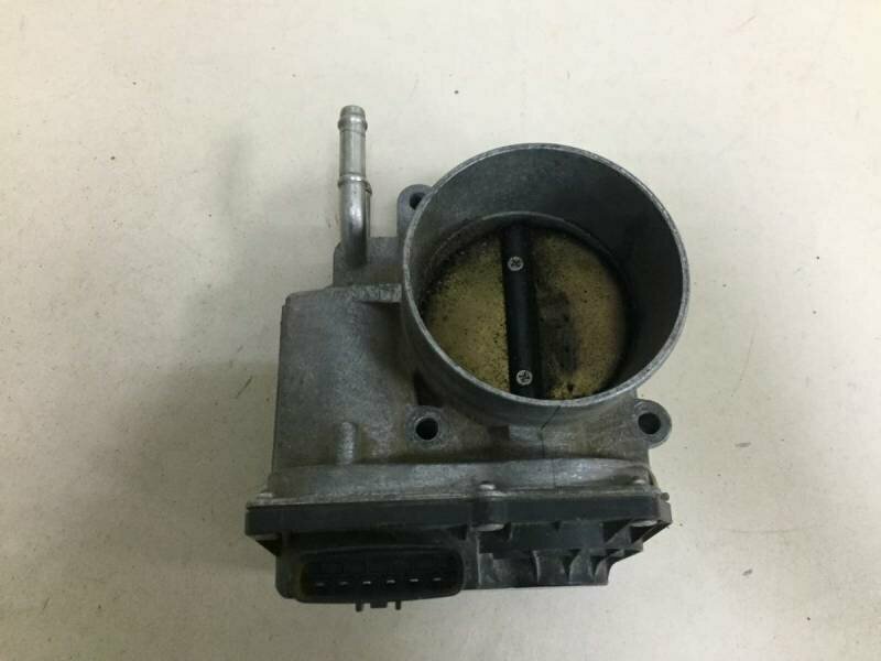 Заслонка дроссельная электрическая Toyota Camry V40 2006-2011 кат.номер: 2203031030
