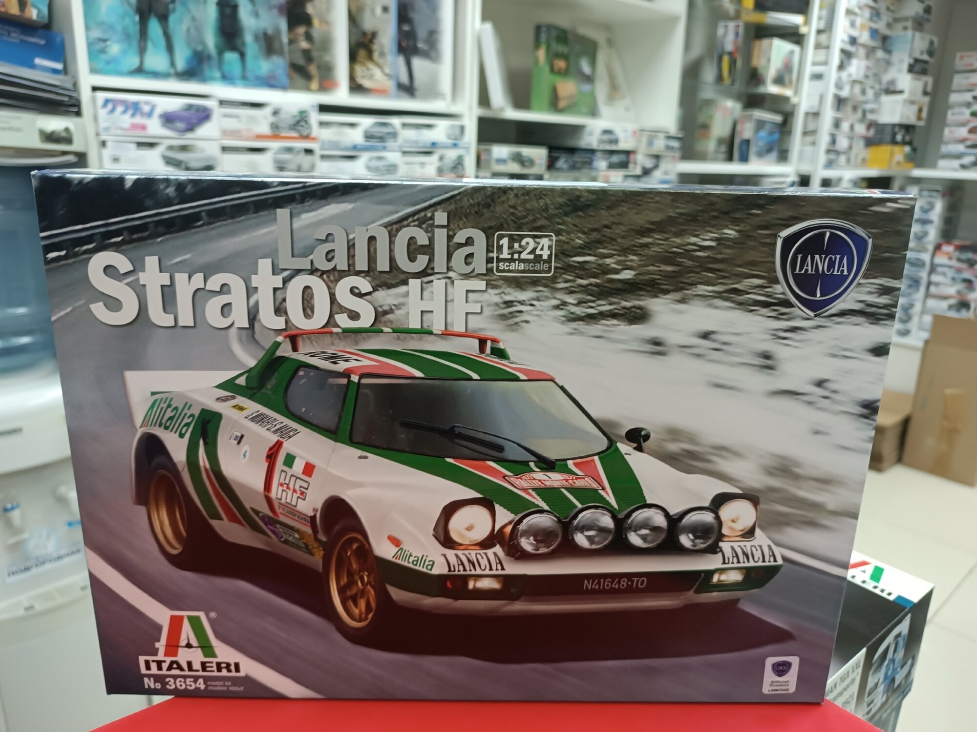 3654ИТ LANCIA STRATOS HF Сборная модель автомобиля Italeri 1:24
