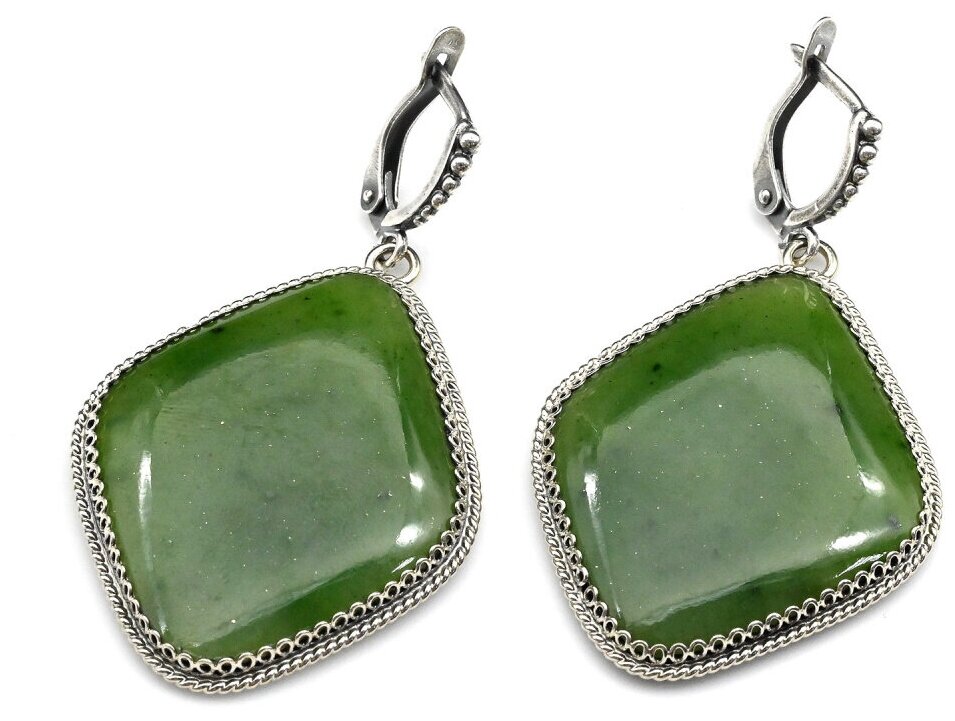 Серьги с подвесками, нефрит