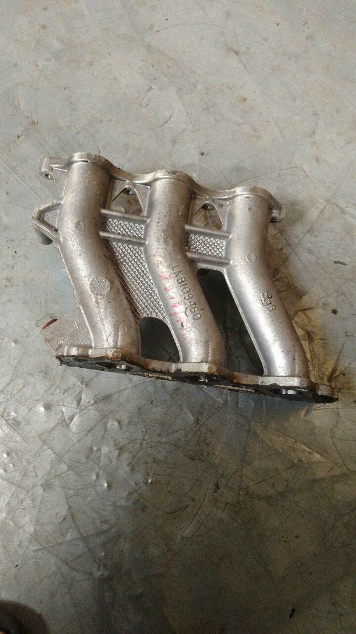 Впускной коллектор Rover 75 (1999 - 2003) LKB109460