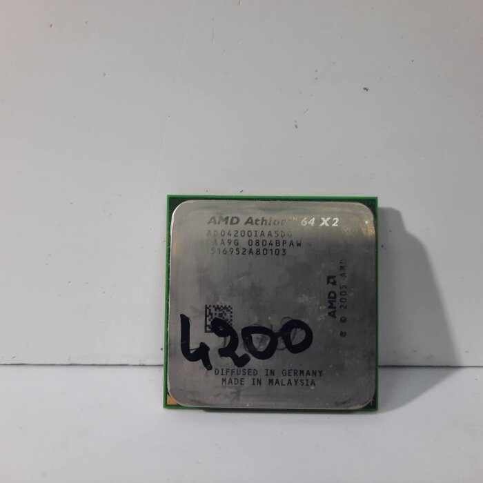 Процессор AM2 AMD Athlon64 X2 4200 ADO4200IAA5DO