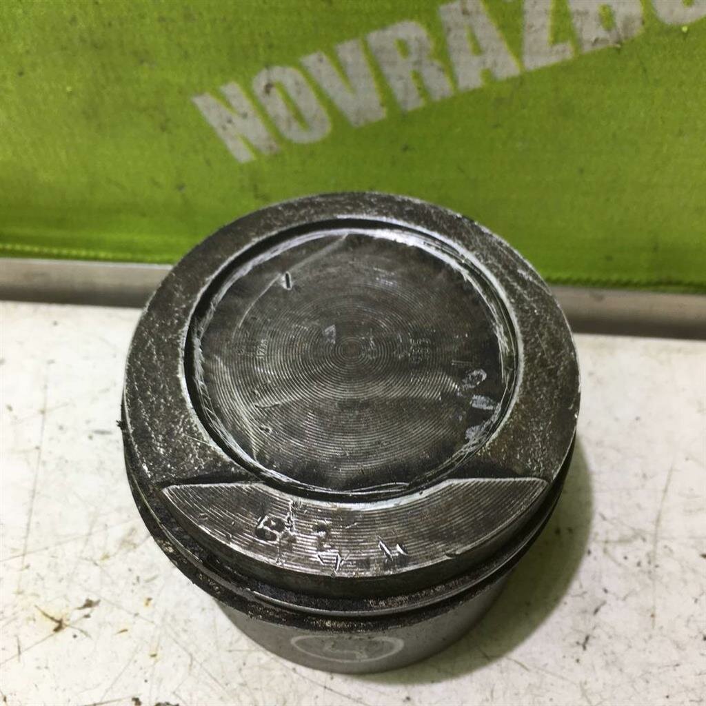 Поршень Audi 80 90 B3 86-91