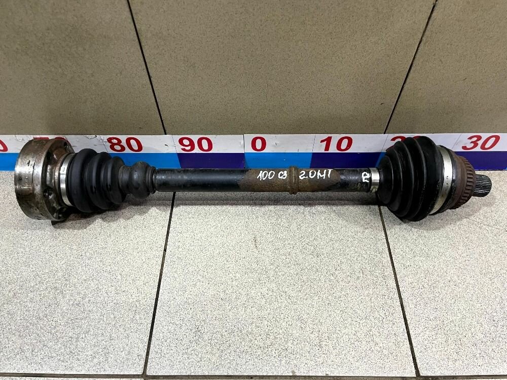 Полуось передняя левая Audi 100 C3 4A0407451BX