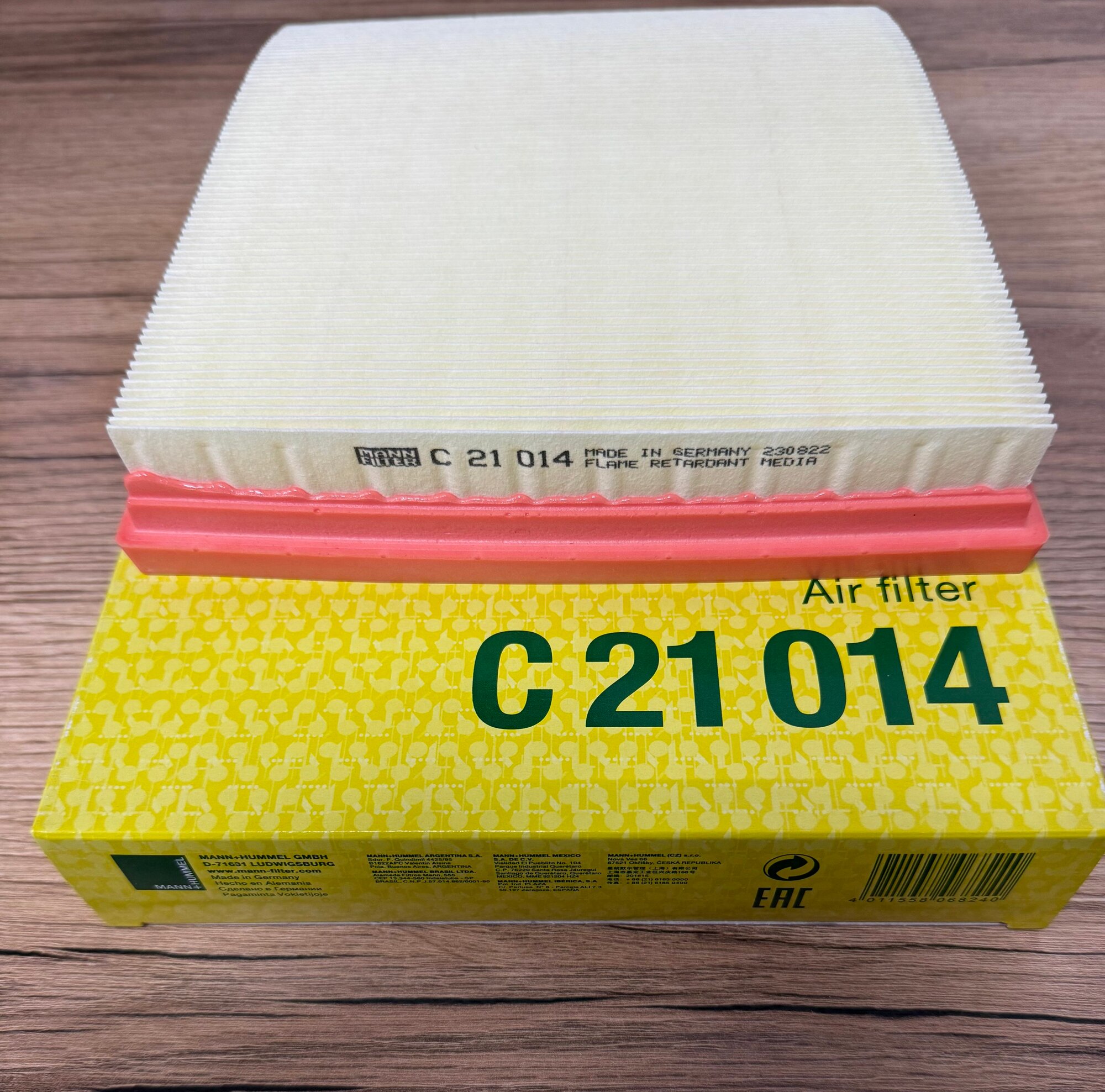 Воздушный фильтр Mann C21014