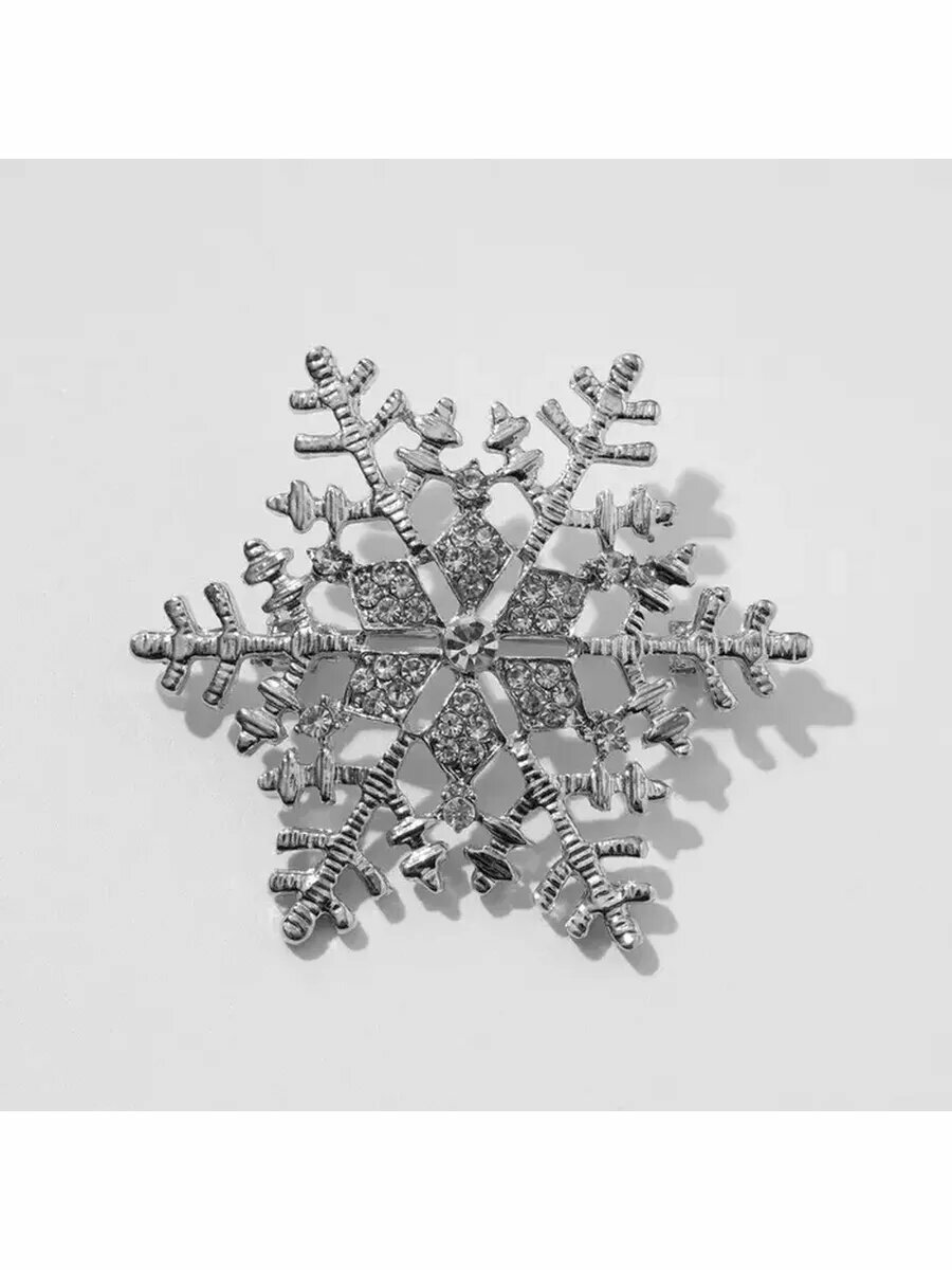 Брошь, стразы