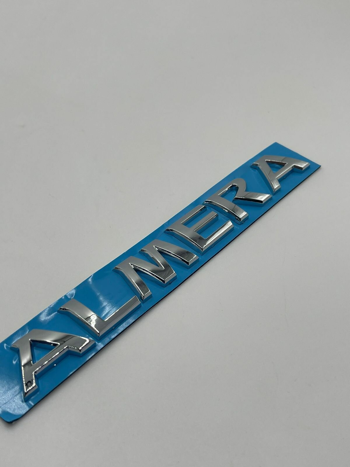 Наклейка автомобильная