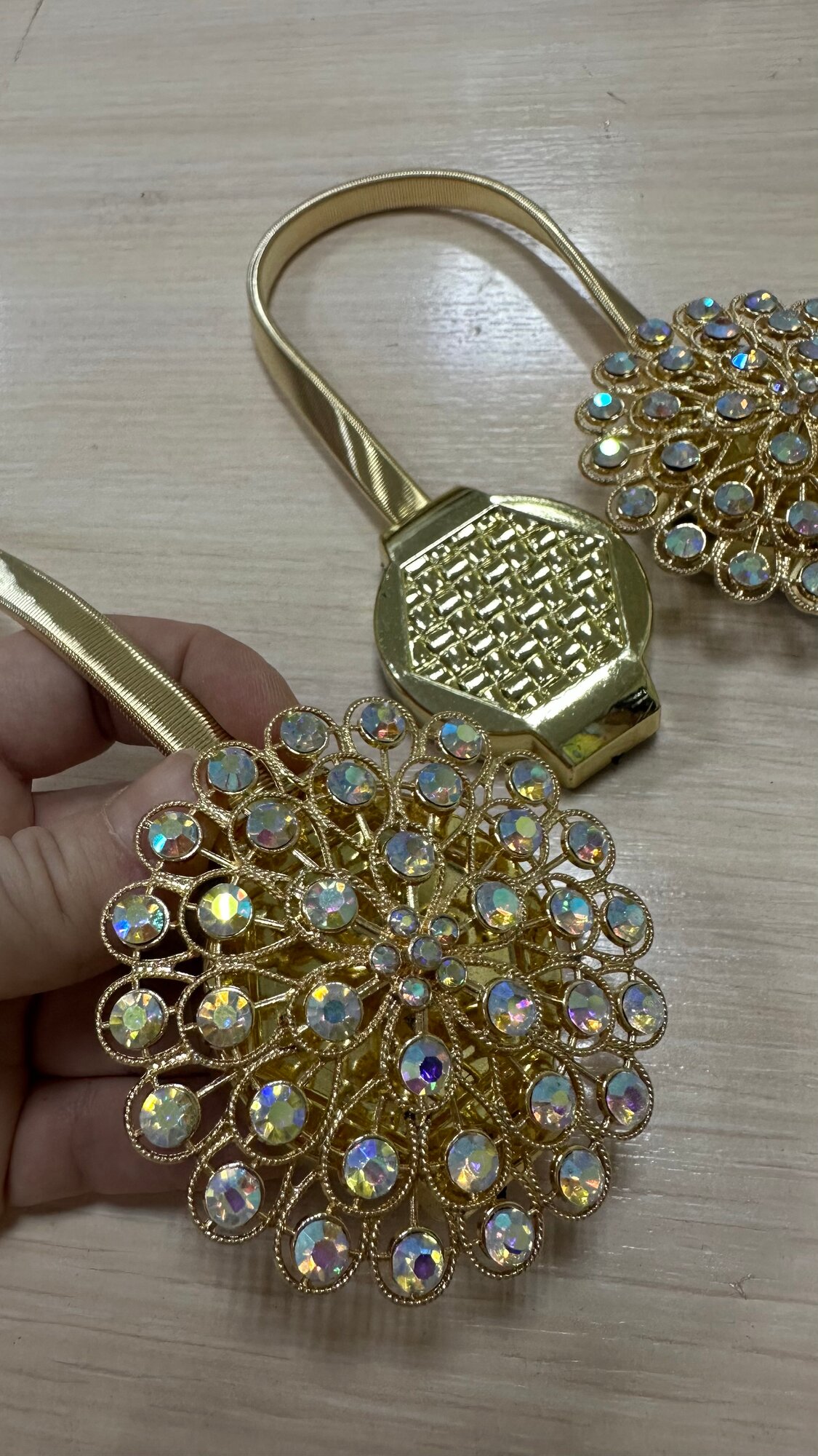 Подхват магнитный Кристалл золотой, 1шт