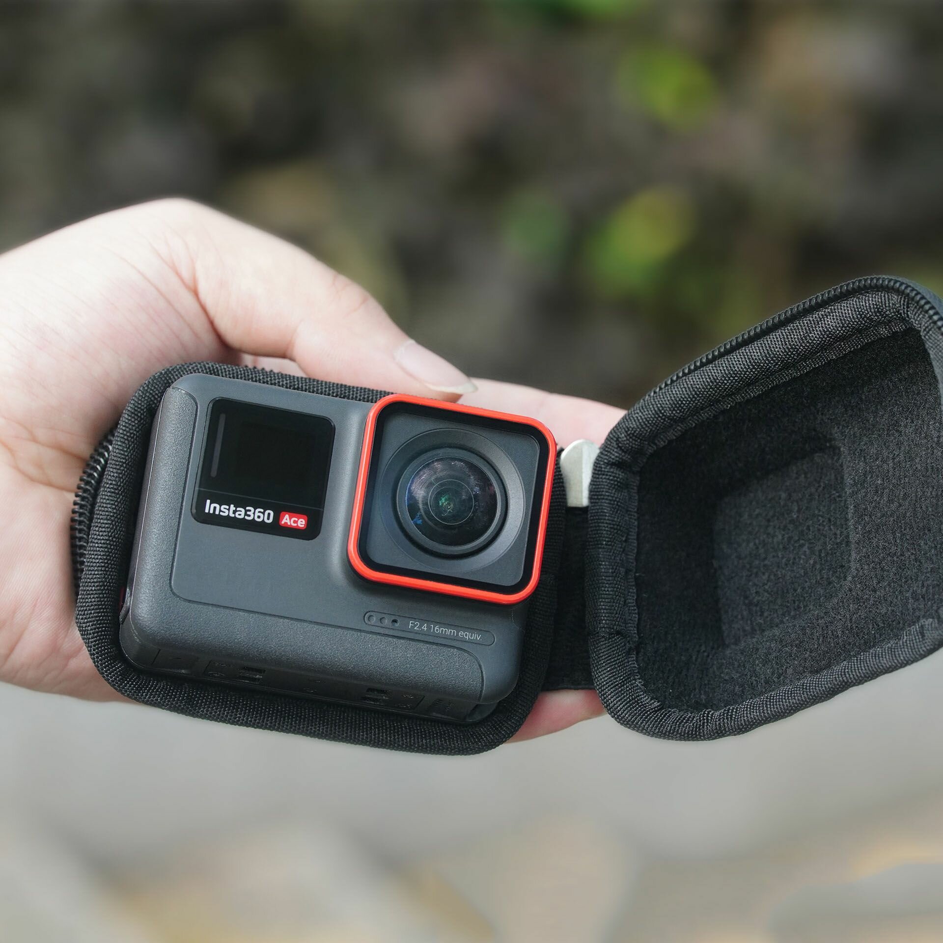 Чехол с отверстием для монопода Instа360 Асe, Ace Pro и Aсе Pro 2