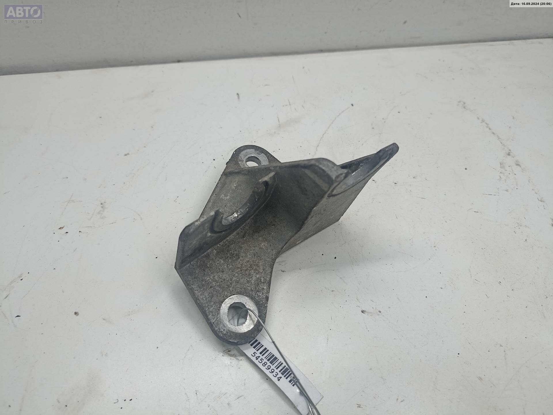 Кронштейн крепления Opel Astra J (2009-2015)