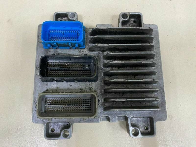 Блок управления двигателем Opel Astra J 2010-2017 кат.номер: 12644081 12654137