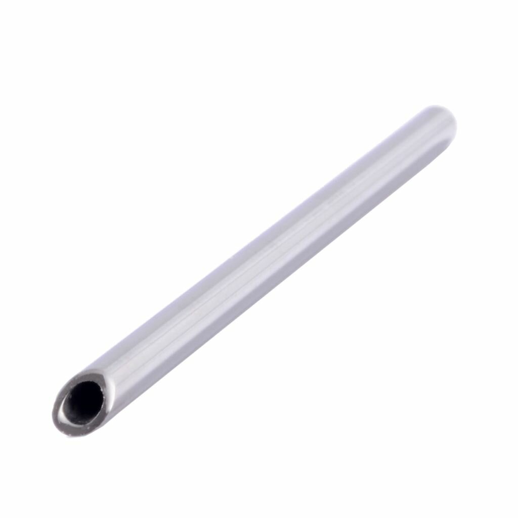 Игла для пирсинга носа и губ