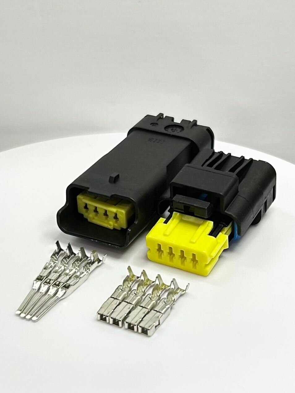 Разъем (колодка, фишка) 4 контактный (4 pin) мама+папа 211PC042S4021 + 211PL042S0049 Renault Peugeot Citroen Nissan