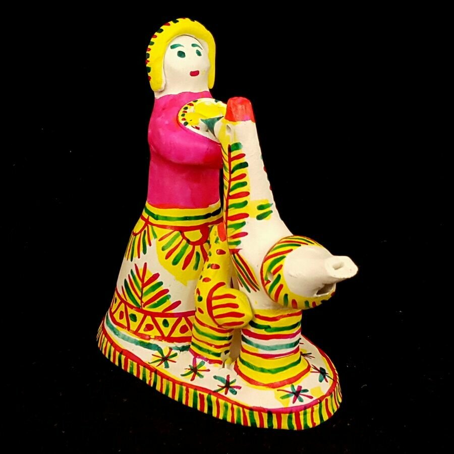 Хозяюшка с курами, Свистулька 10-13 см, Филимоновская глиняная игрушка, ручная авторская работа