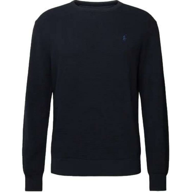 Свитер