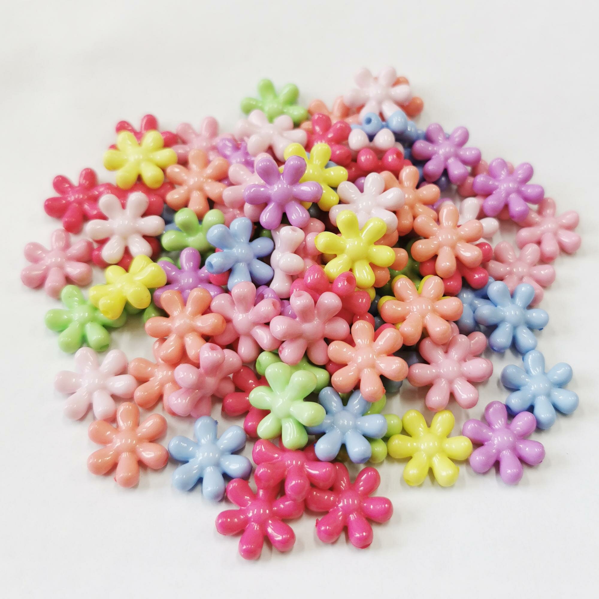 Бусины акриловые, 16.5х15х5мм, цветочки, микс цветов, 50 грамм