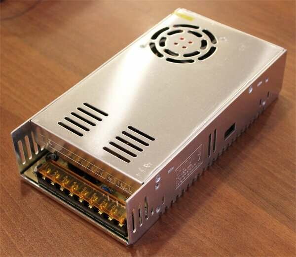 Блок питания (AC-DC) 24V 400W P400FK-24V кожух