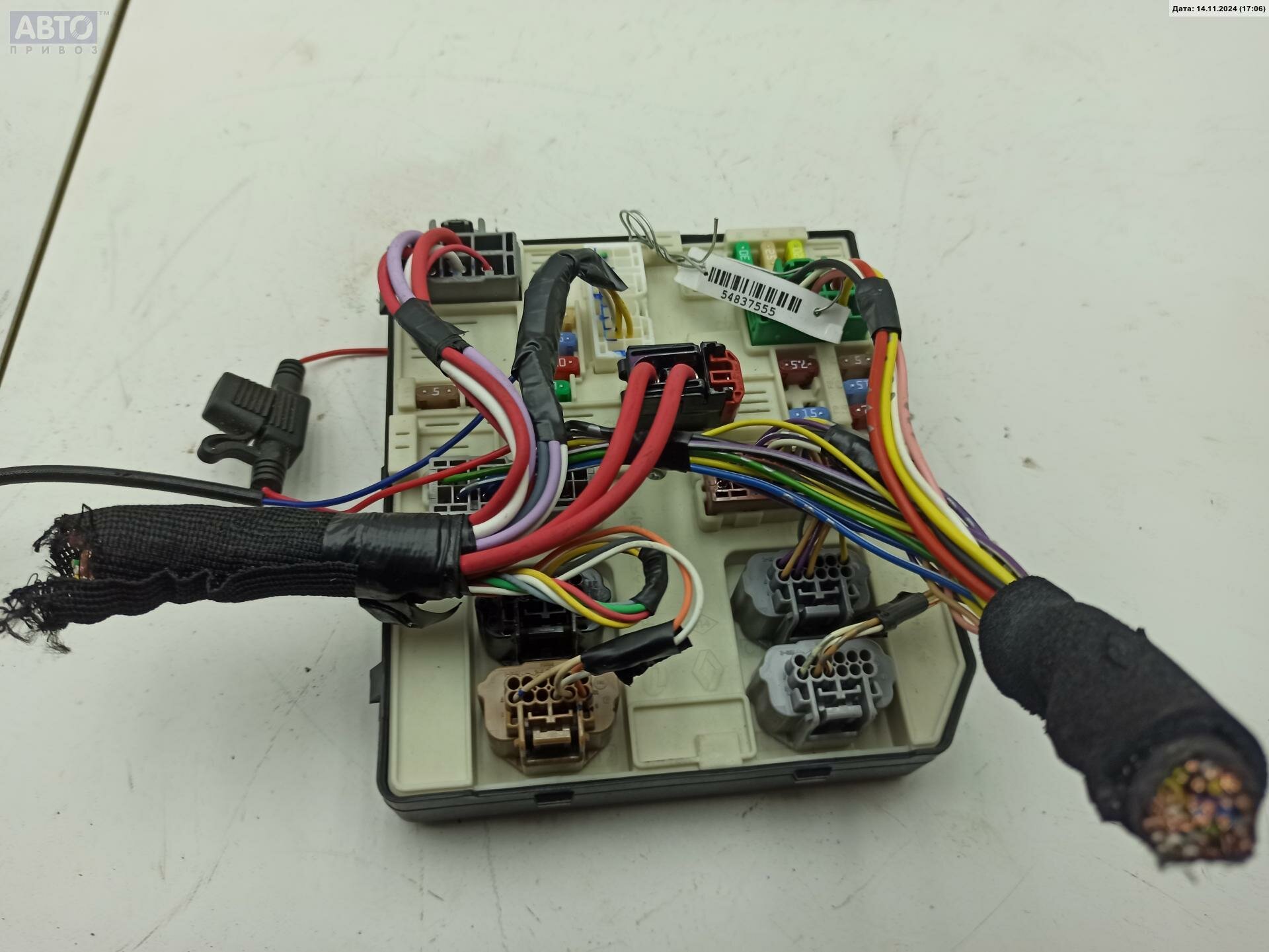 Блок предохранителей Renault Kangoo 2 (c 2007)