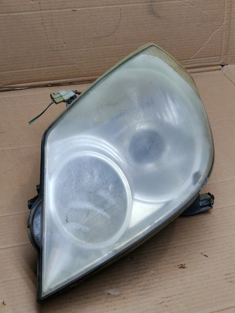 Фара левая GEELY MK (под полировку)