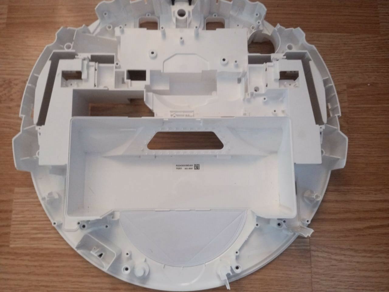 Корпус средний для робот пылесоса Xiaomi Dreame Robot Vacuum and Mop Bot D10S RLS3L