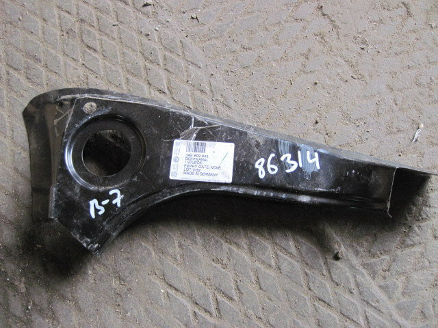 Б/У Жлоб заднего левого крыла, Volkswagen (Фольксваген)-Пассат B7 VOLKSWAGEN PASSAT B7 (10-15) новый 86314 VAG арт. 3AE8...